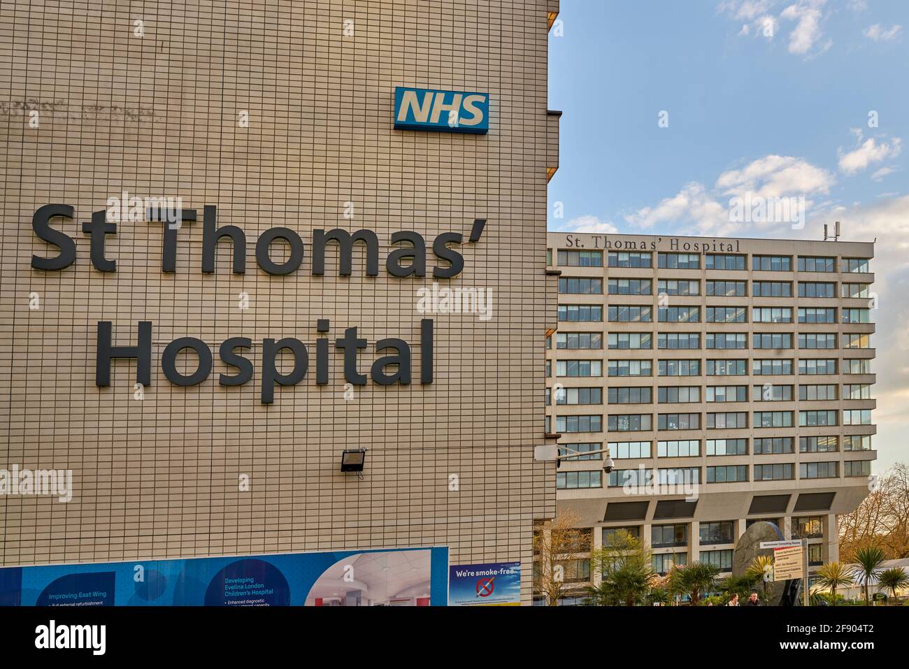 St thomas's hospital London. NHS hospital. I love NHS Stock Photo - Alamy