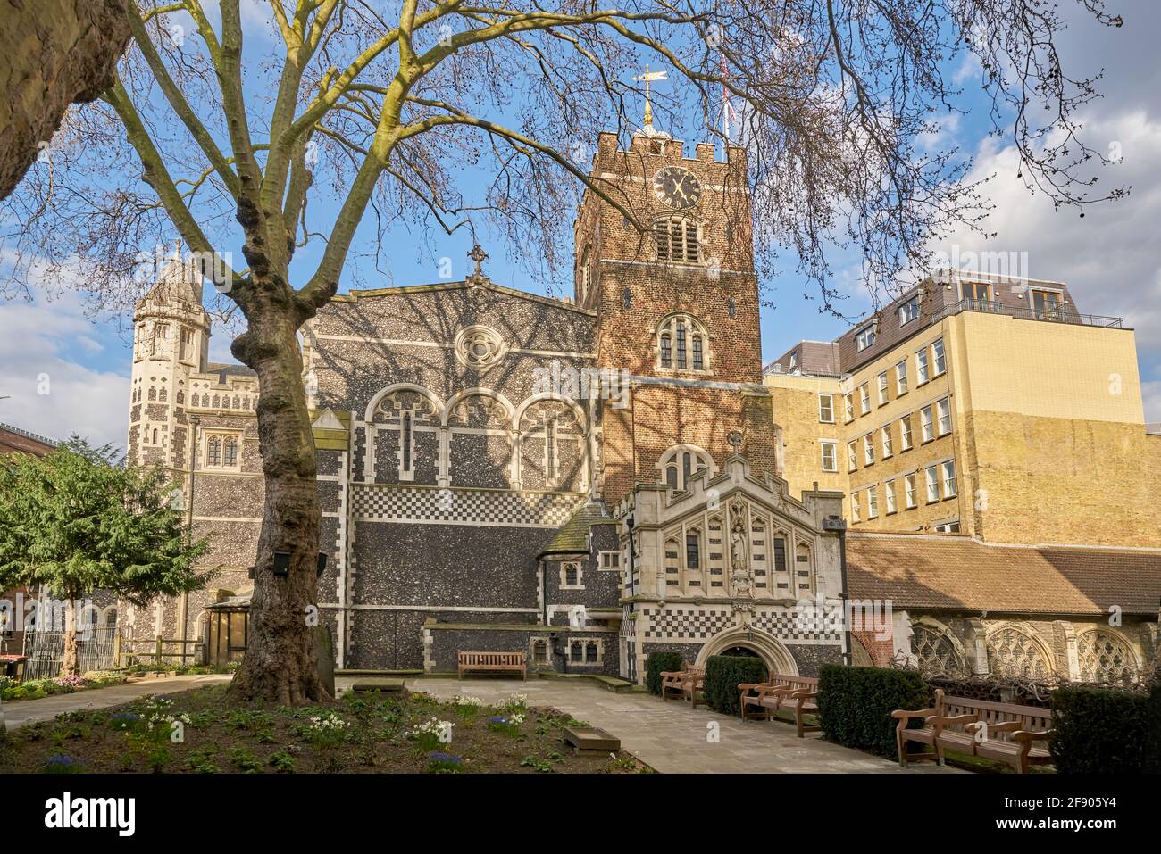 st bartholomew the great church Stock Photo - Alamy