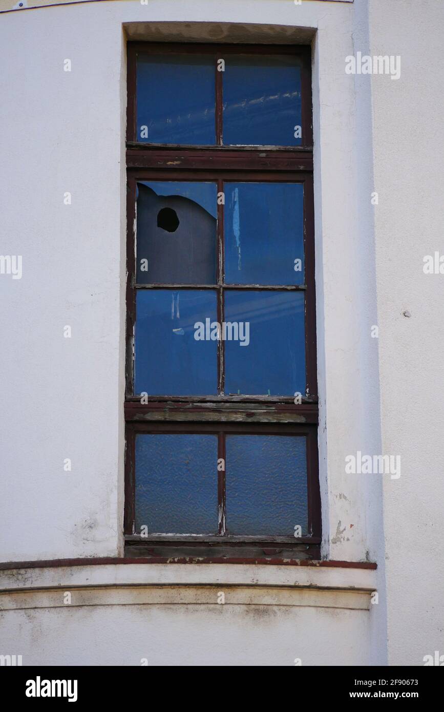 broken old wooden window of an old building Stock Photo - Alamy