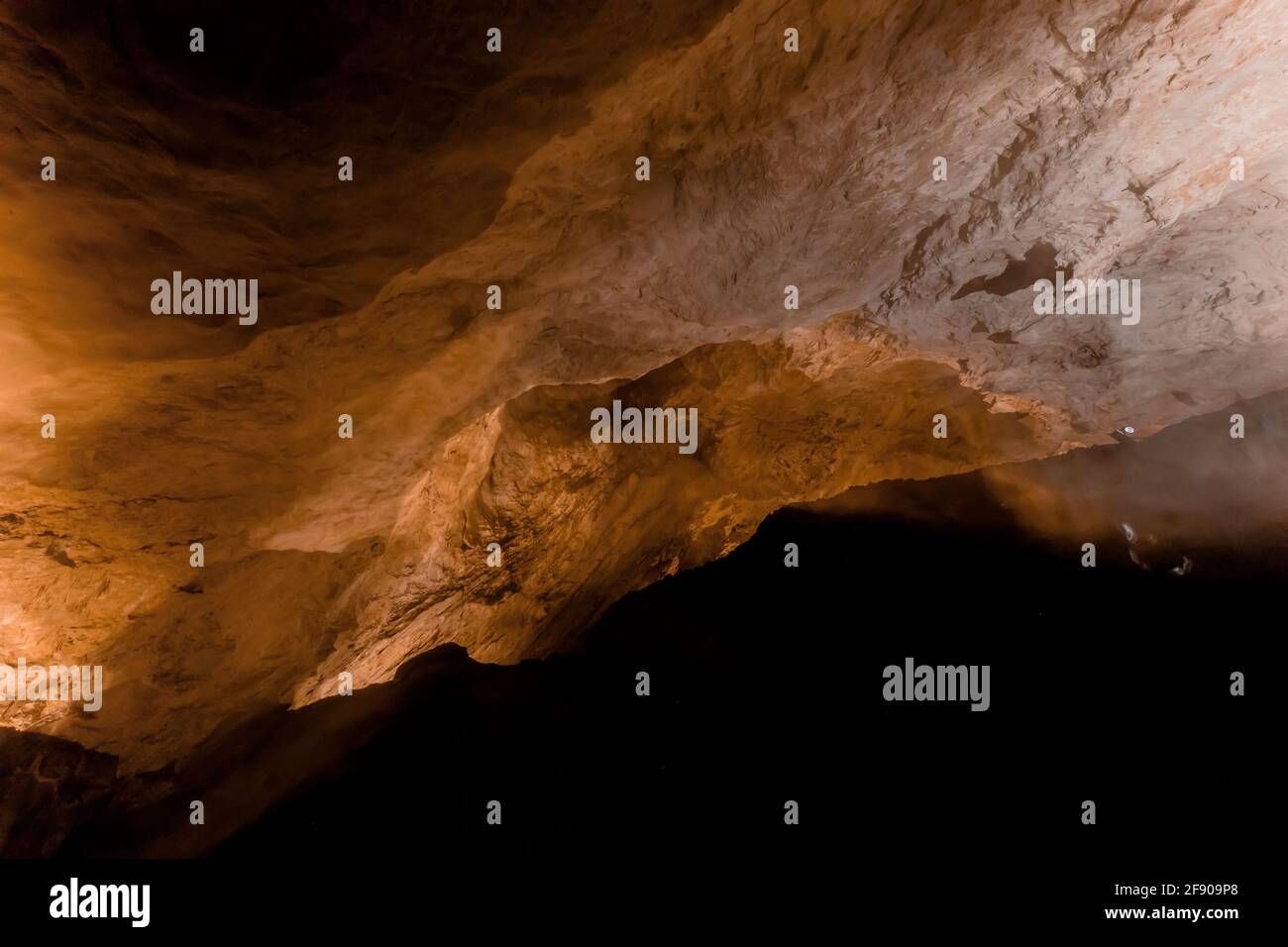 The bottomless pit hi-res stock photography and images - Alamy