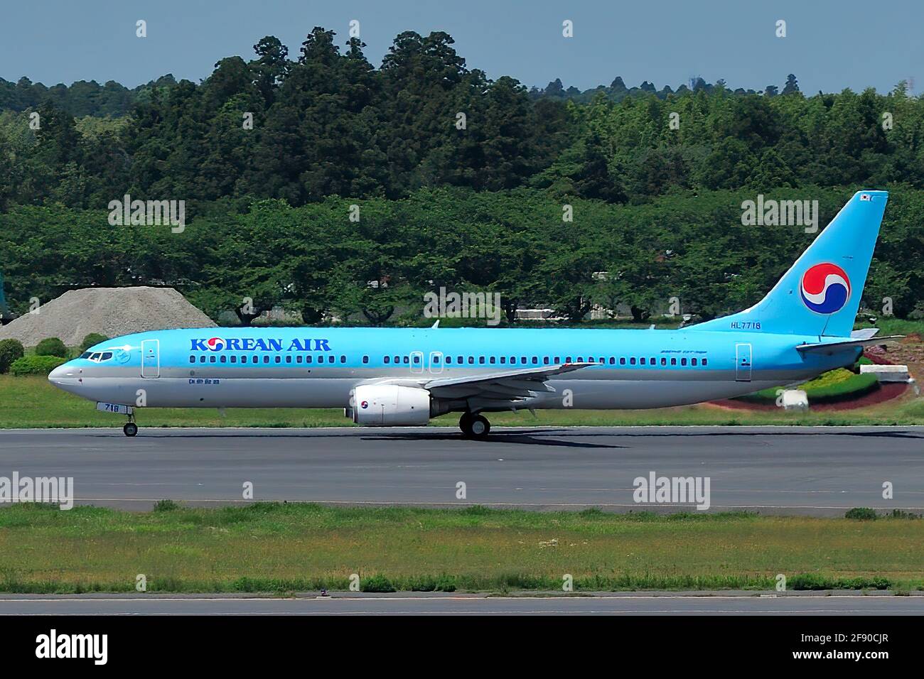 Boeing 737 900 High Resolution Stock Photography and Images - Alamy