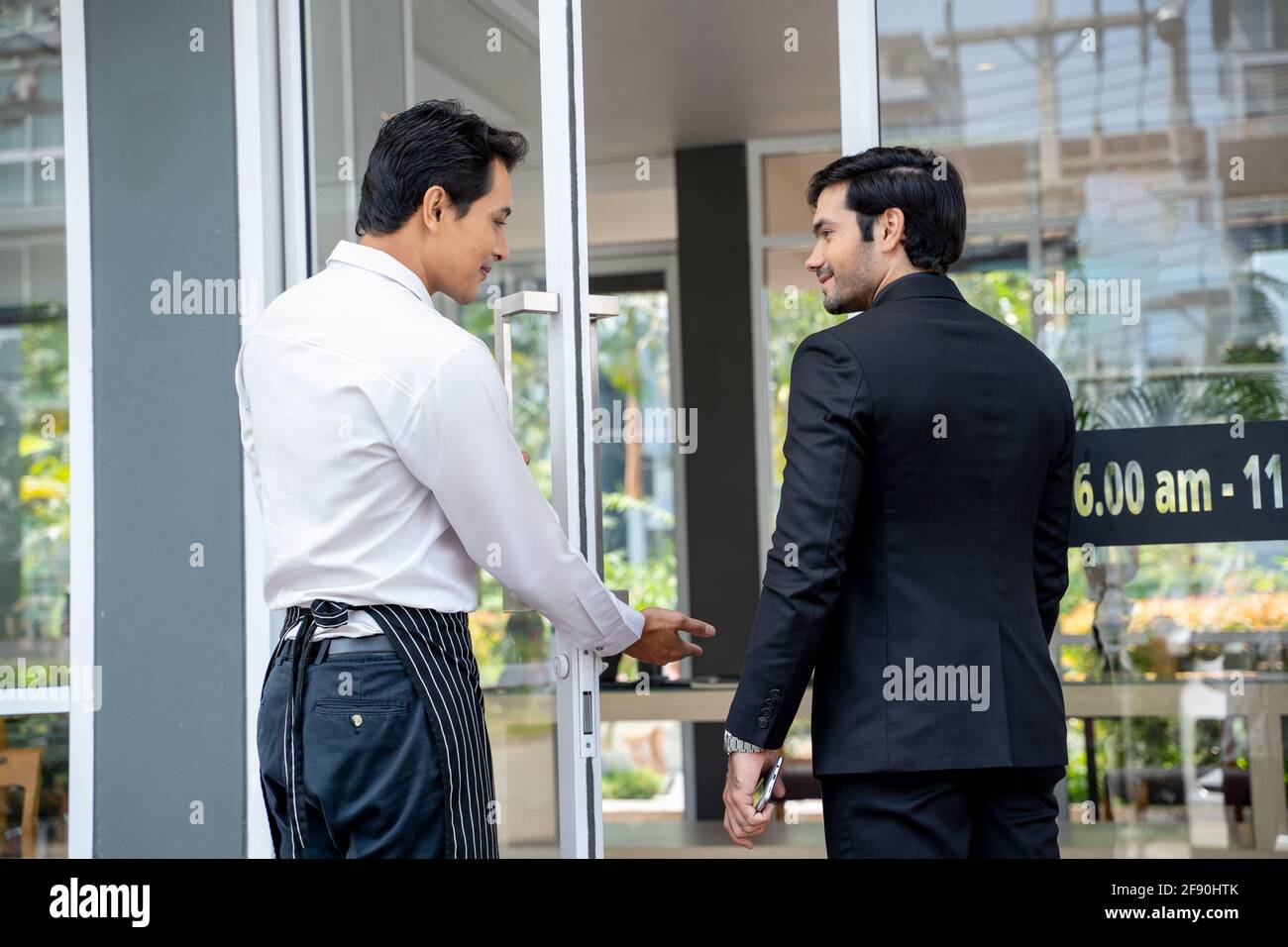 Customer service counter sign hi-res stock photography and images - Alamy