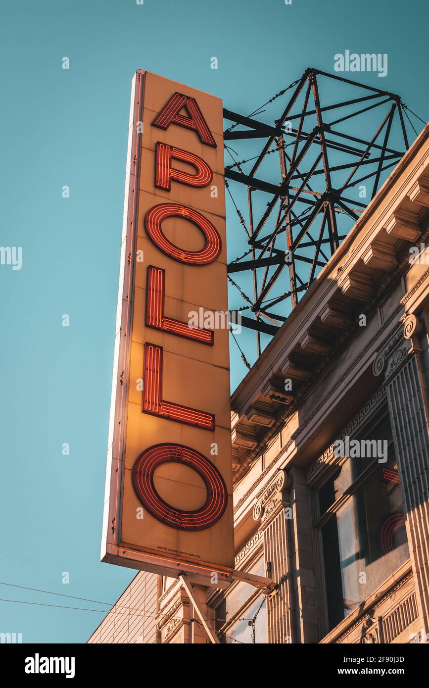 Nyc harlem apollo theater hi-res stock photography and images - Alamy