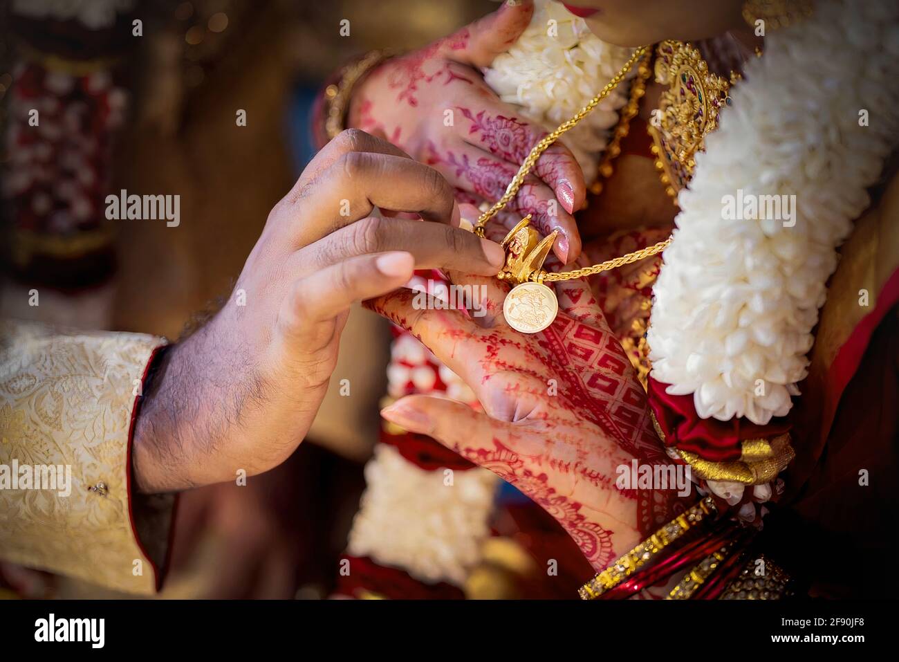Hindu Wedding Traditional activities Stock Photo - Alamy