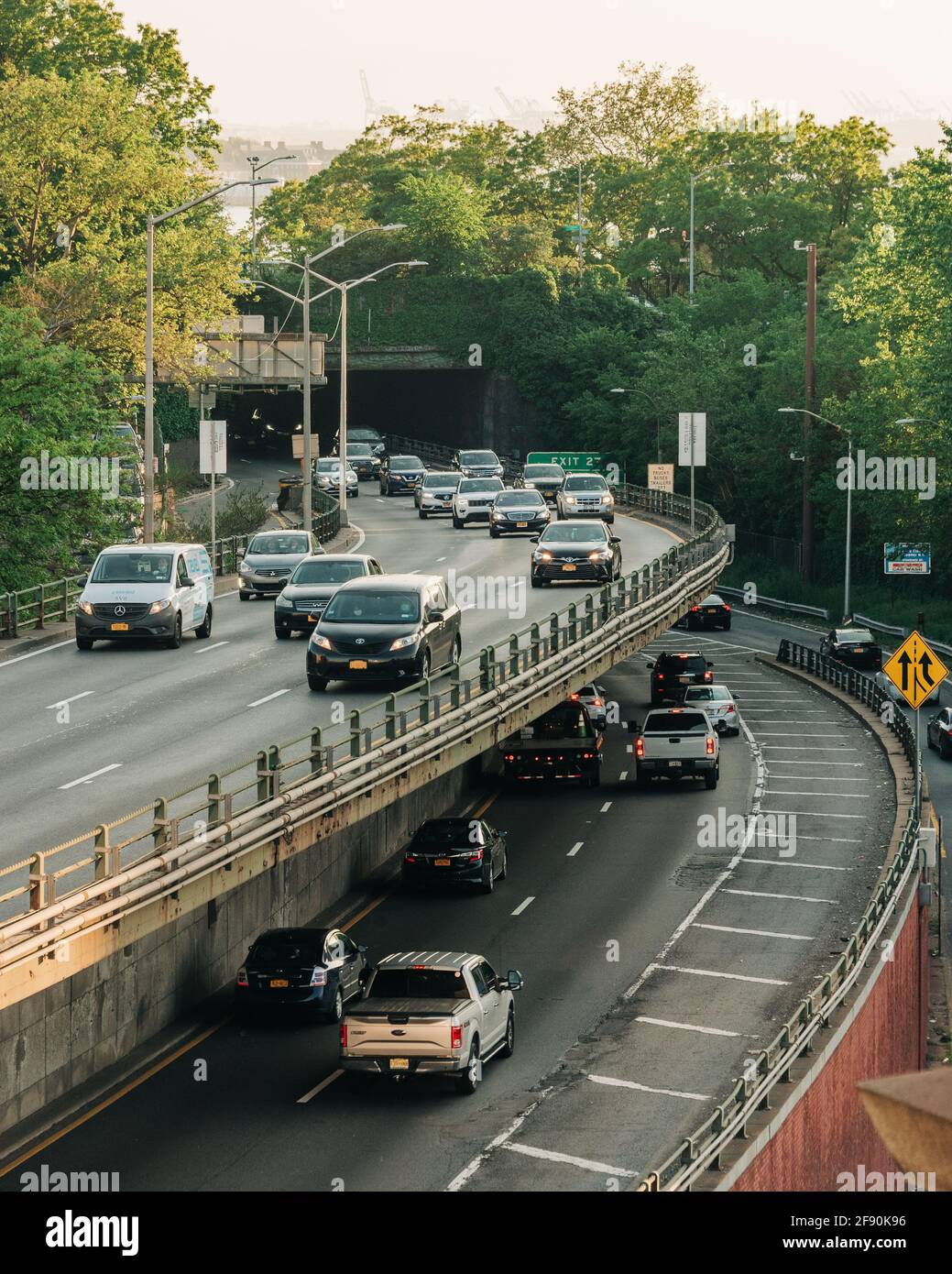 View of the Brooklyn Queens Expressway in Brooklyn Heights, Brooklyn ...