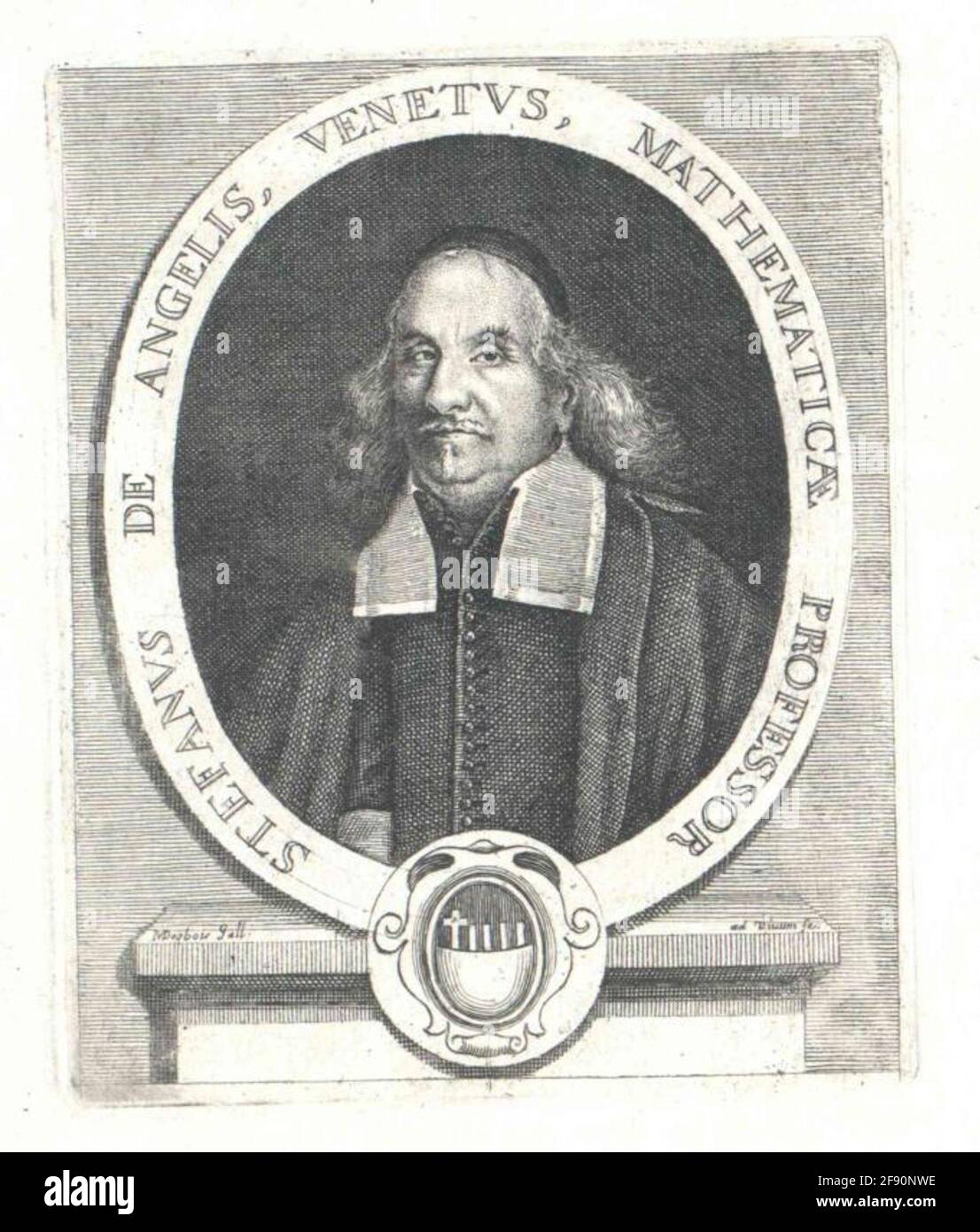 Angels figures Cut Out Stock Images & Pictures - Alamy