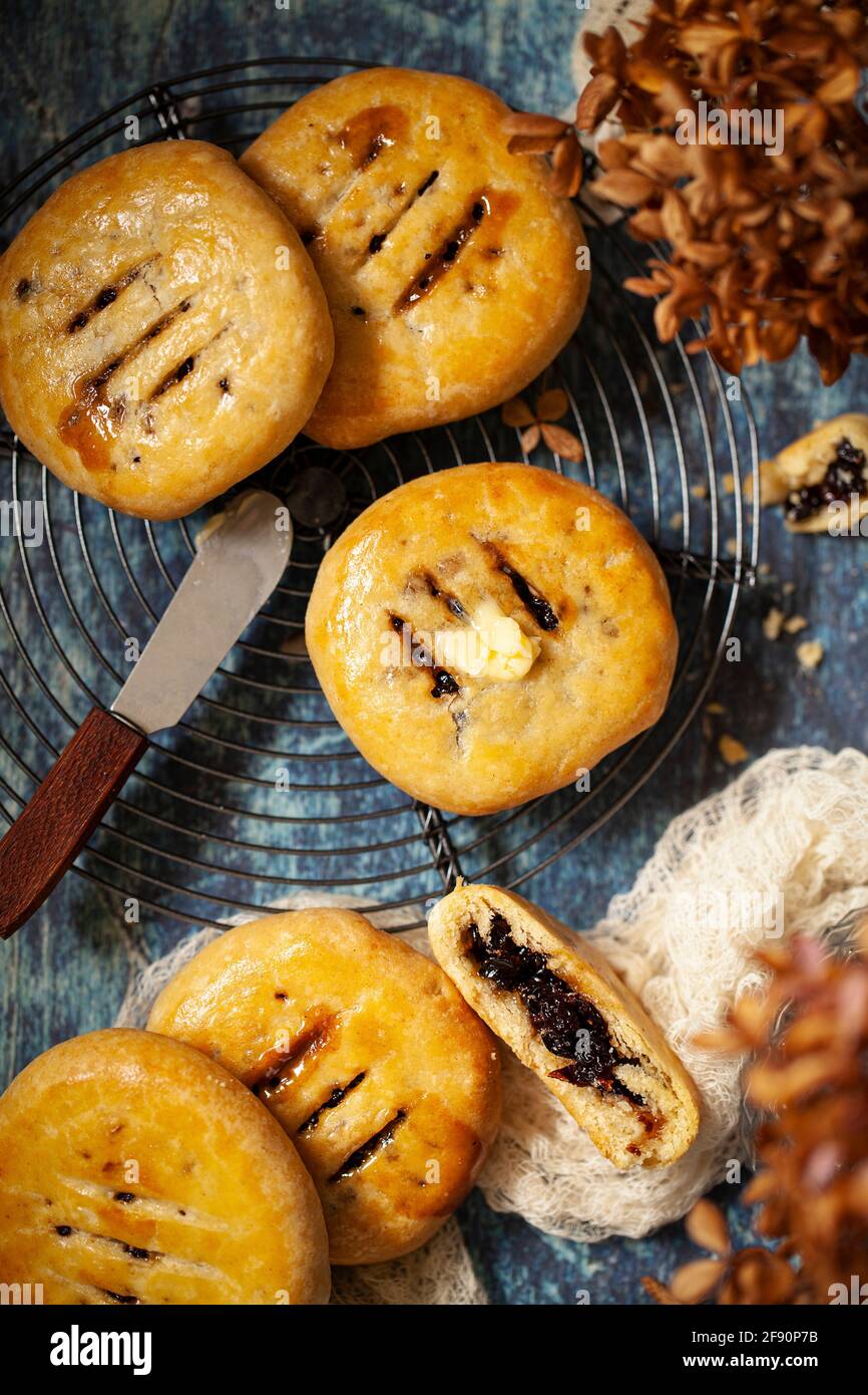 Chorley cakes hi-res stock photography and images - Alamy