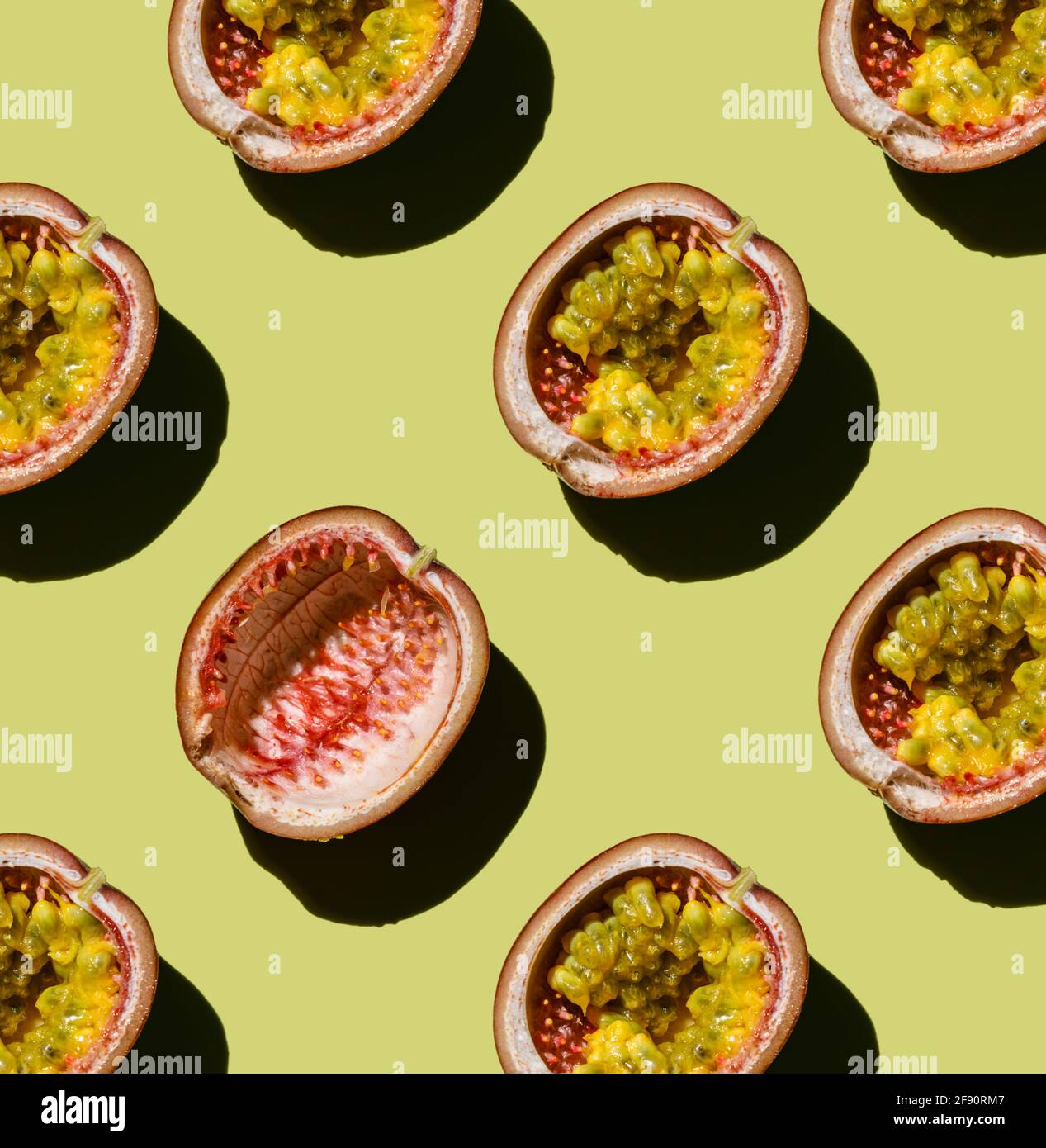 Passion fruit pattern hi-res stock photography and images - Alamy