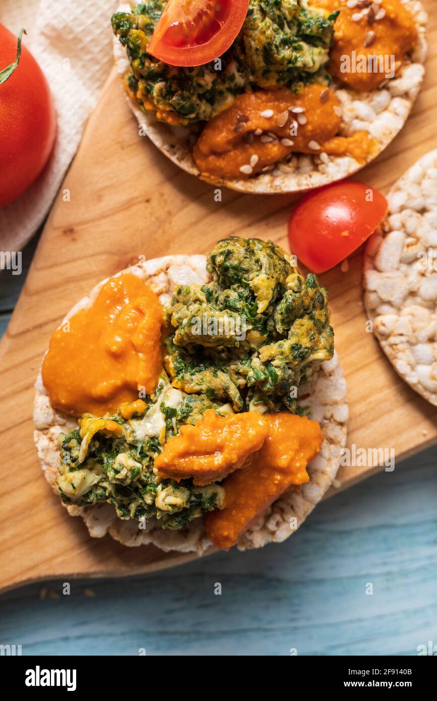 Puffed rice cake hi-res stock photography and images - Alamy