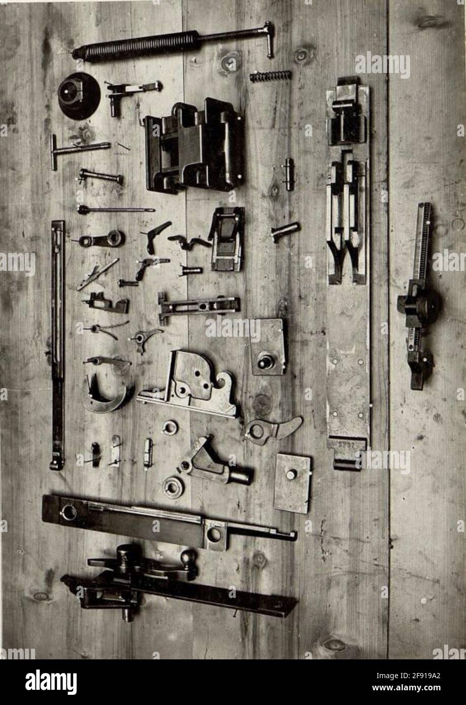 Italian army machine guns hi-res stock photography and images - Alamy