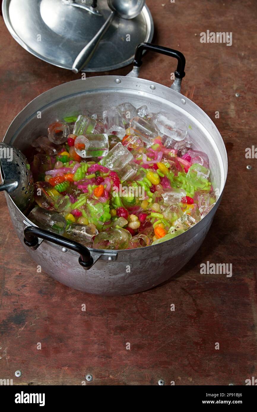 Ice pan thailand hi-res stock photography and images - Alamy