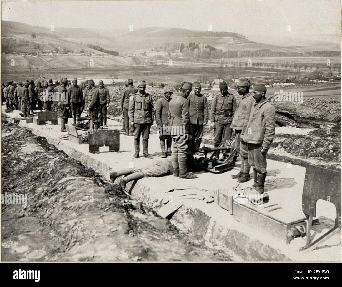 Turkish reserve in machine gun exercise, short any Stock Photo - Alamy