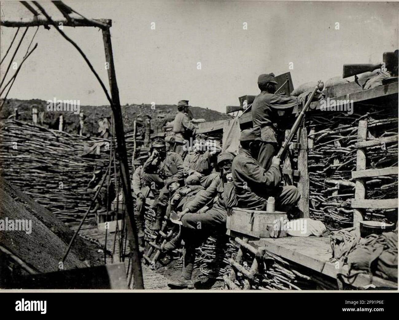 369 infantry hi-res stock photography and images - Alamy