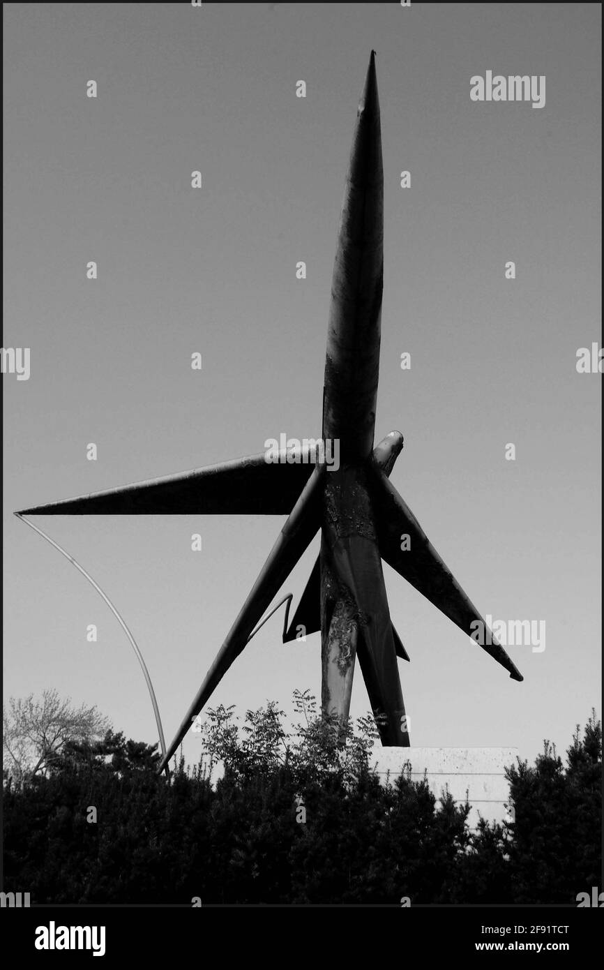 10/26/04 Flushing Meadow-Corona Park, site of the 1939 & 1964 New York ...