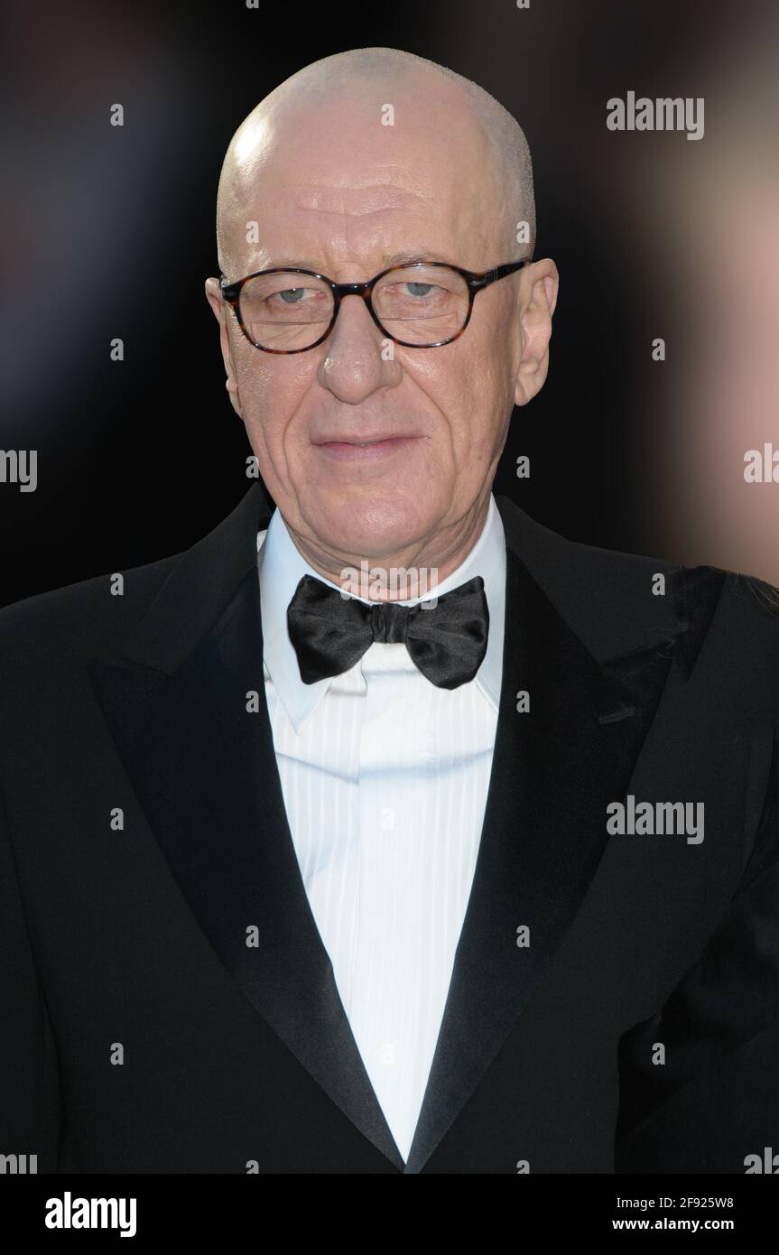 Geoffrey Rush at 83rd Annual Academy Awards held at the Kodak Theatre ...