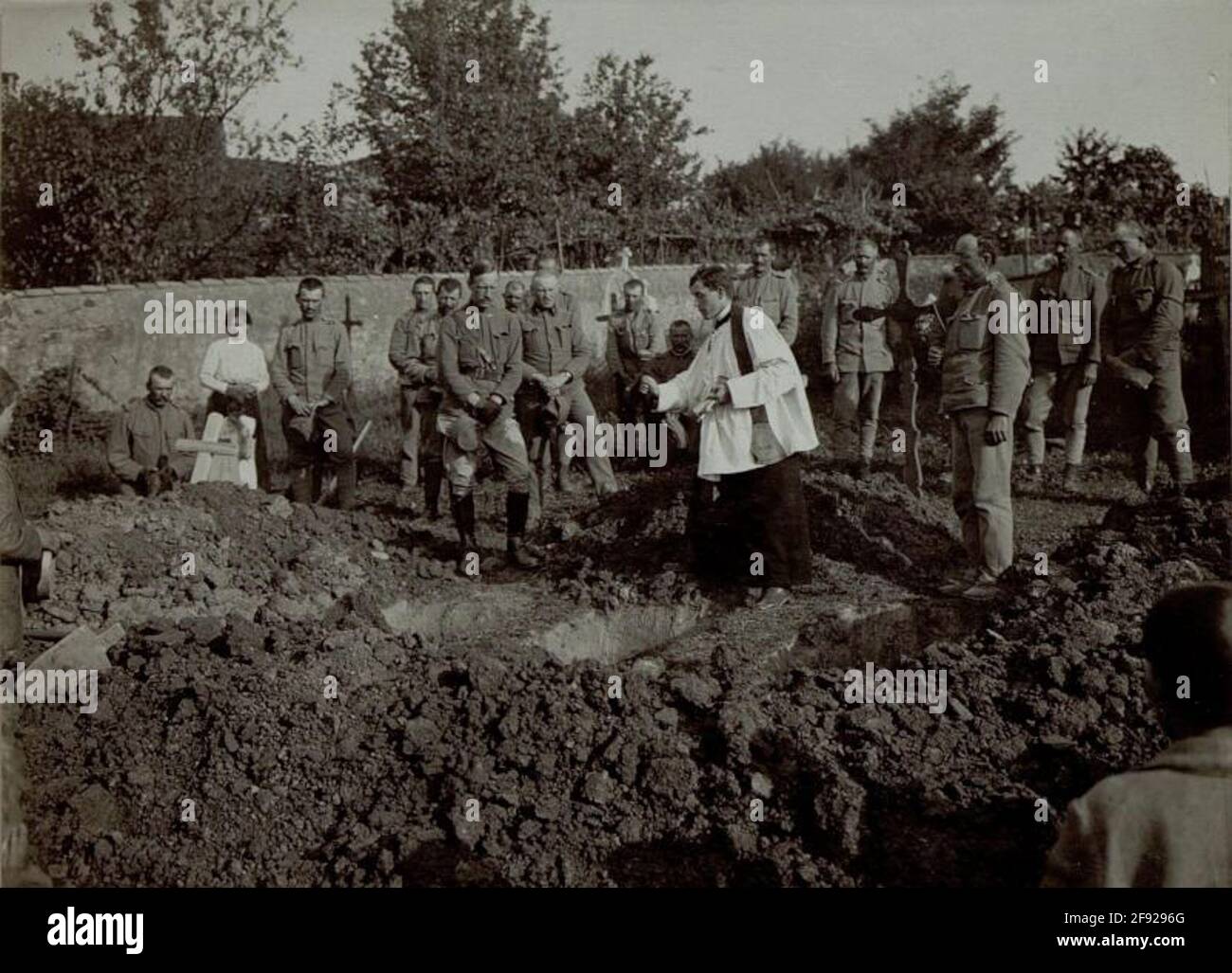 Soldier funeral 19th century hi-res stock photography and images - Alamy