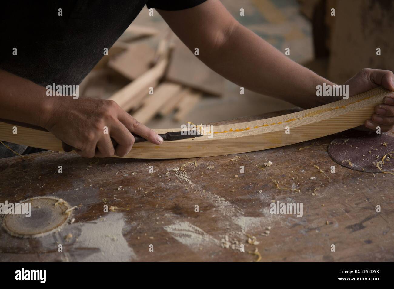 Male carpenter shaping piece hi-res stock photography and images - Alamy