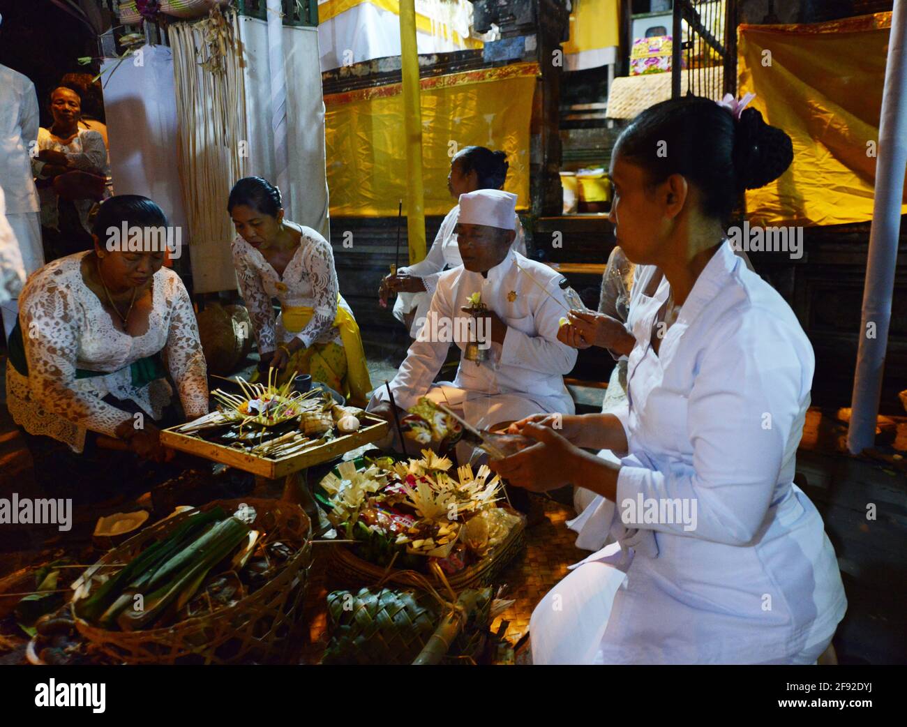 A traditional Balinese Hindu ceremony in Ubud, Bali, Indonesia Stock ...