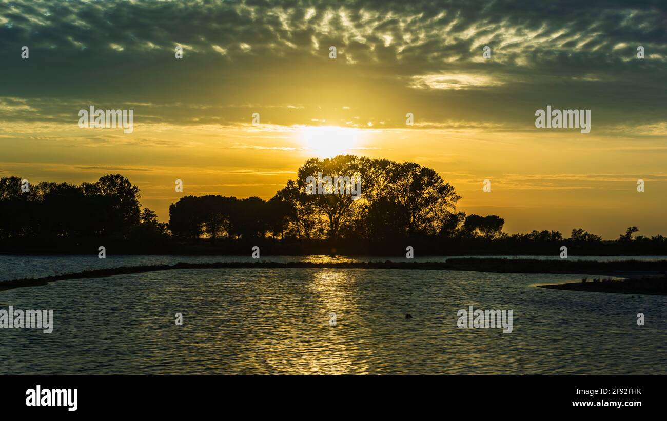 Grado and its lagoon at sunset. Glimpses of tranquility Stock Photo - Alamy