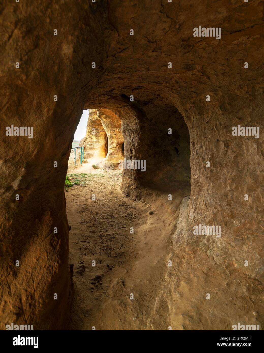 Sediment rock hi-res stock photography and images - Alamy