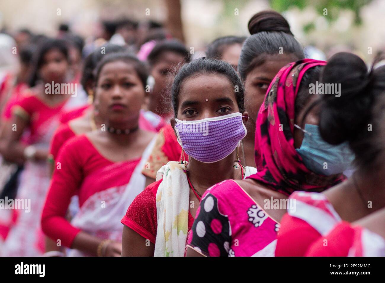 Sarhul festival celebrated amidst Covid-19 pandemic by tribes in ...