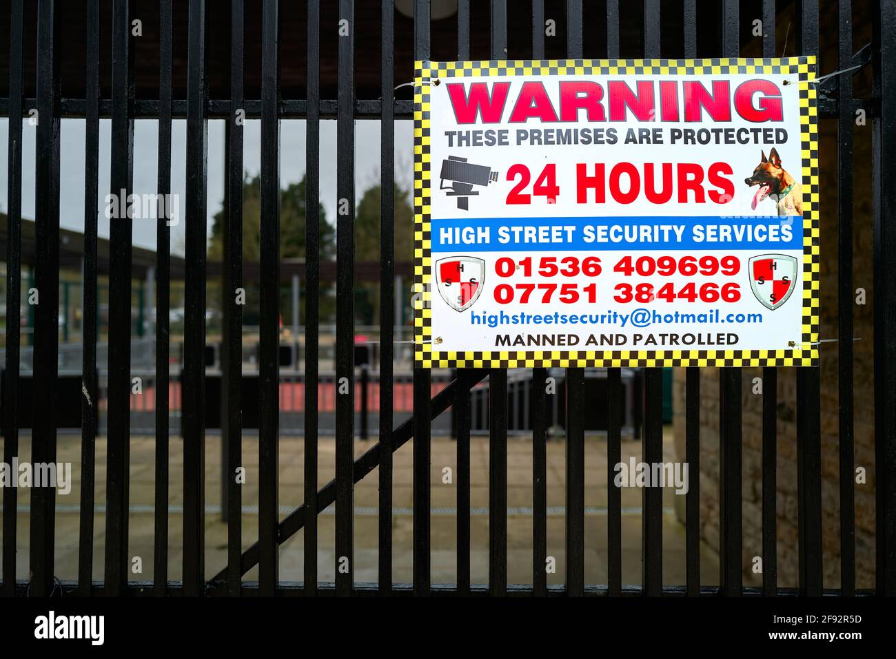'Warning' notice that premises (shut due to covid-19 lockdown) are ...