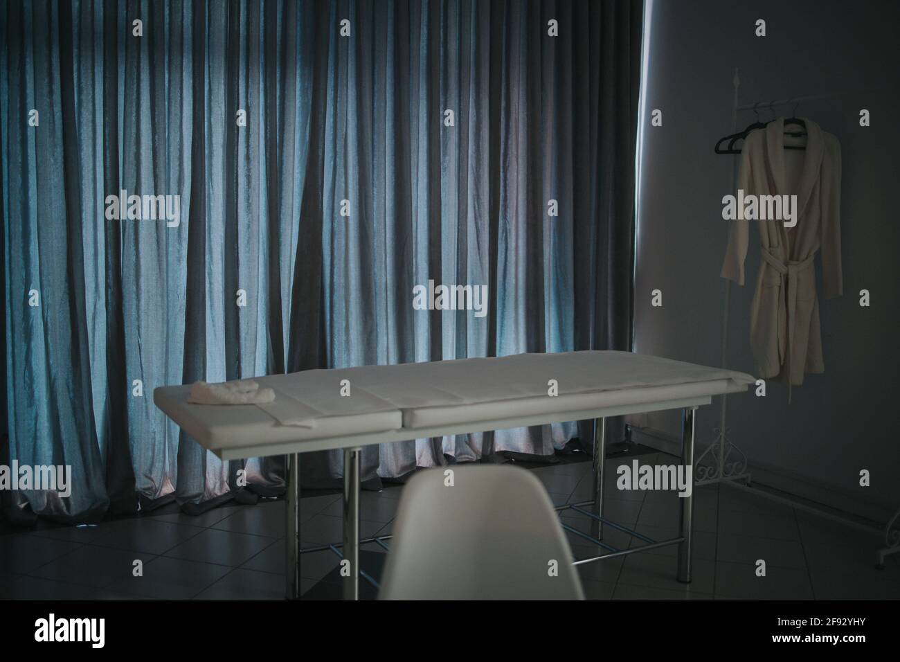 Interior of a Thai SPA room Stock Photo - Alamy