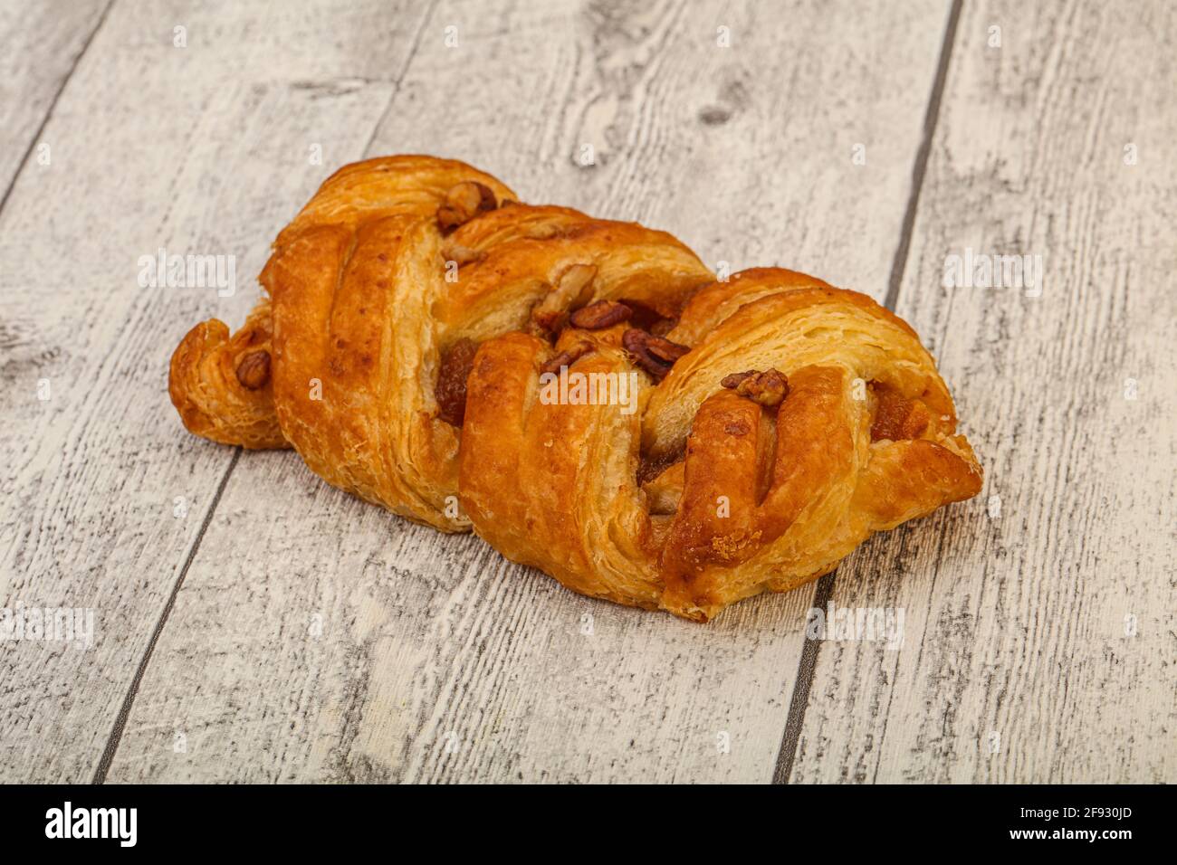 Pecan nut sweet pie dessert bakery Stock Photo - Alamy