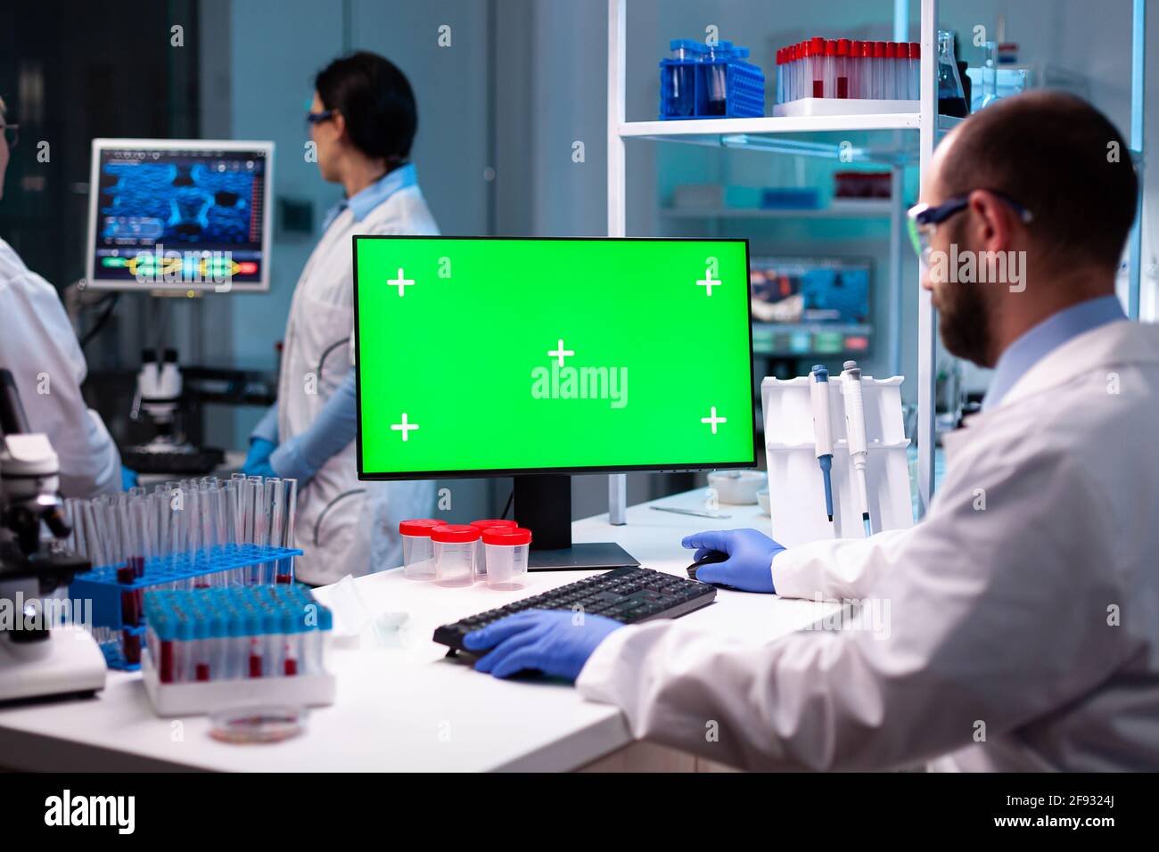 Medical team working late computer hi-res stock photography and images ...
