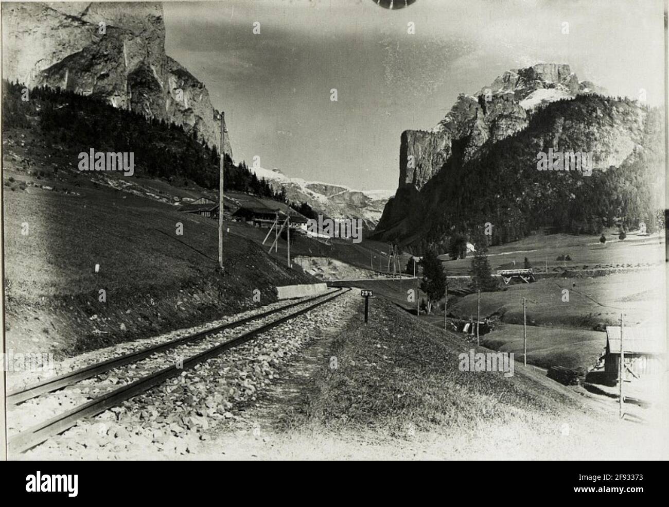 Cloud stone railway - Val Gardena, views of Langkofel Stock Photo - Alamy