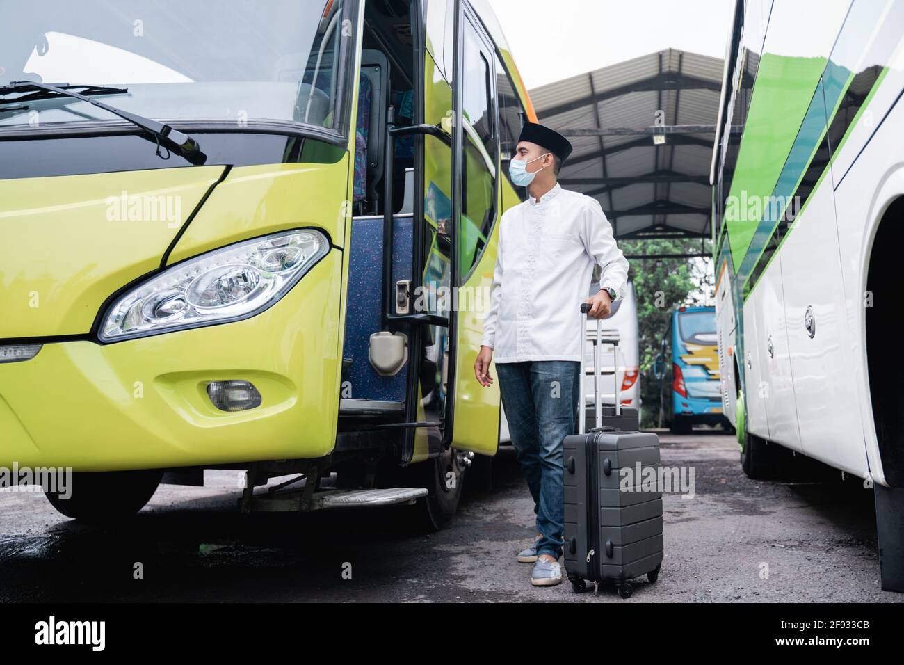 male muslim travel by bus during pandemic Stock Photo - Alamy