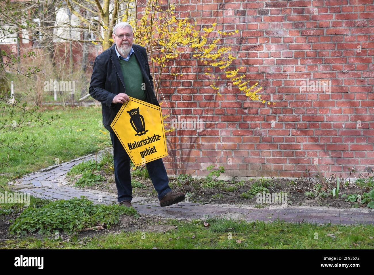 Michael succow hi-res stock photography and images - Alamy