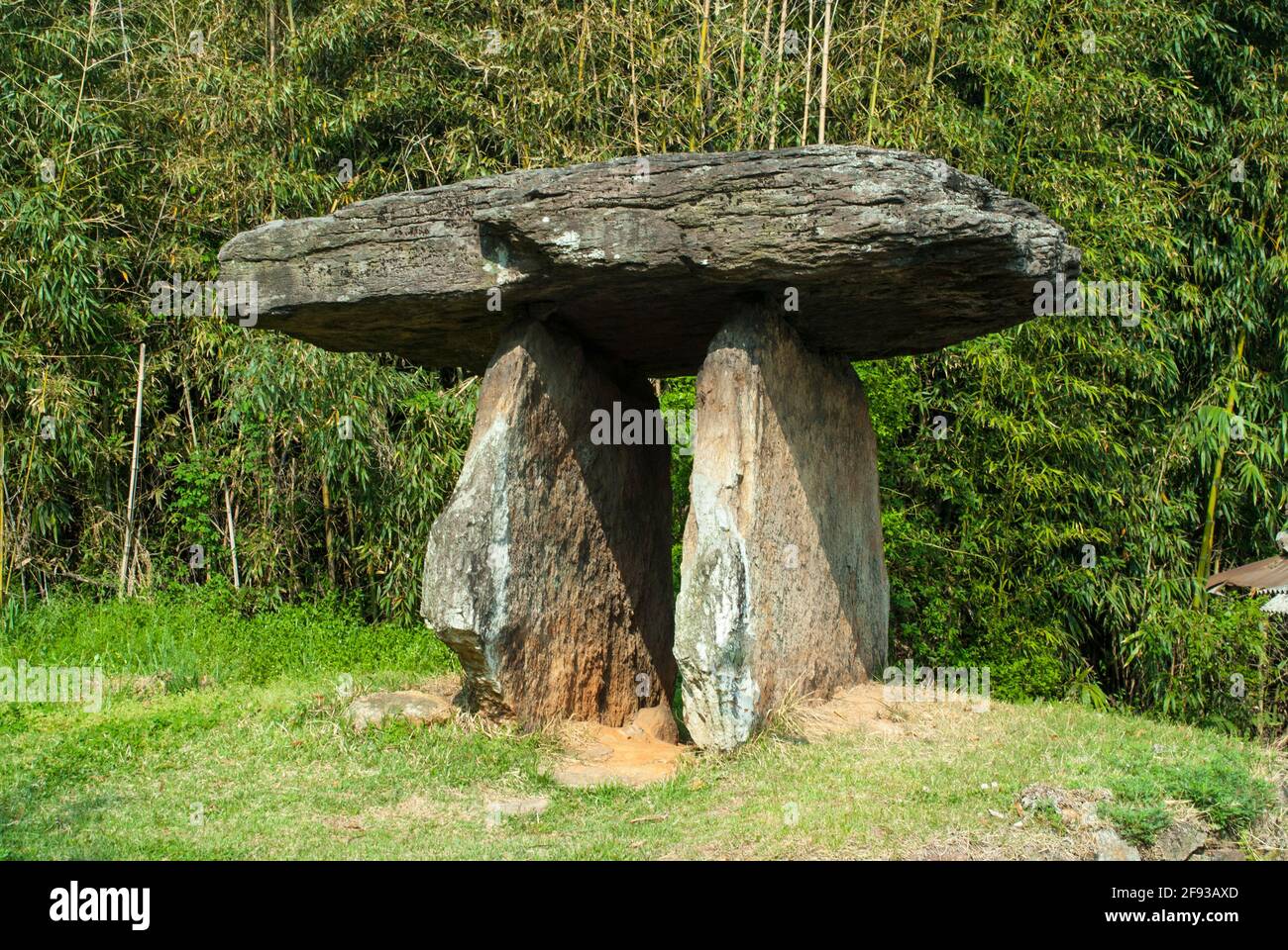 Dolmen with a long history Stock Photo - Alamy