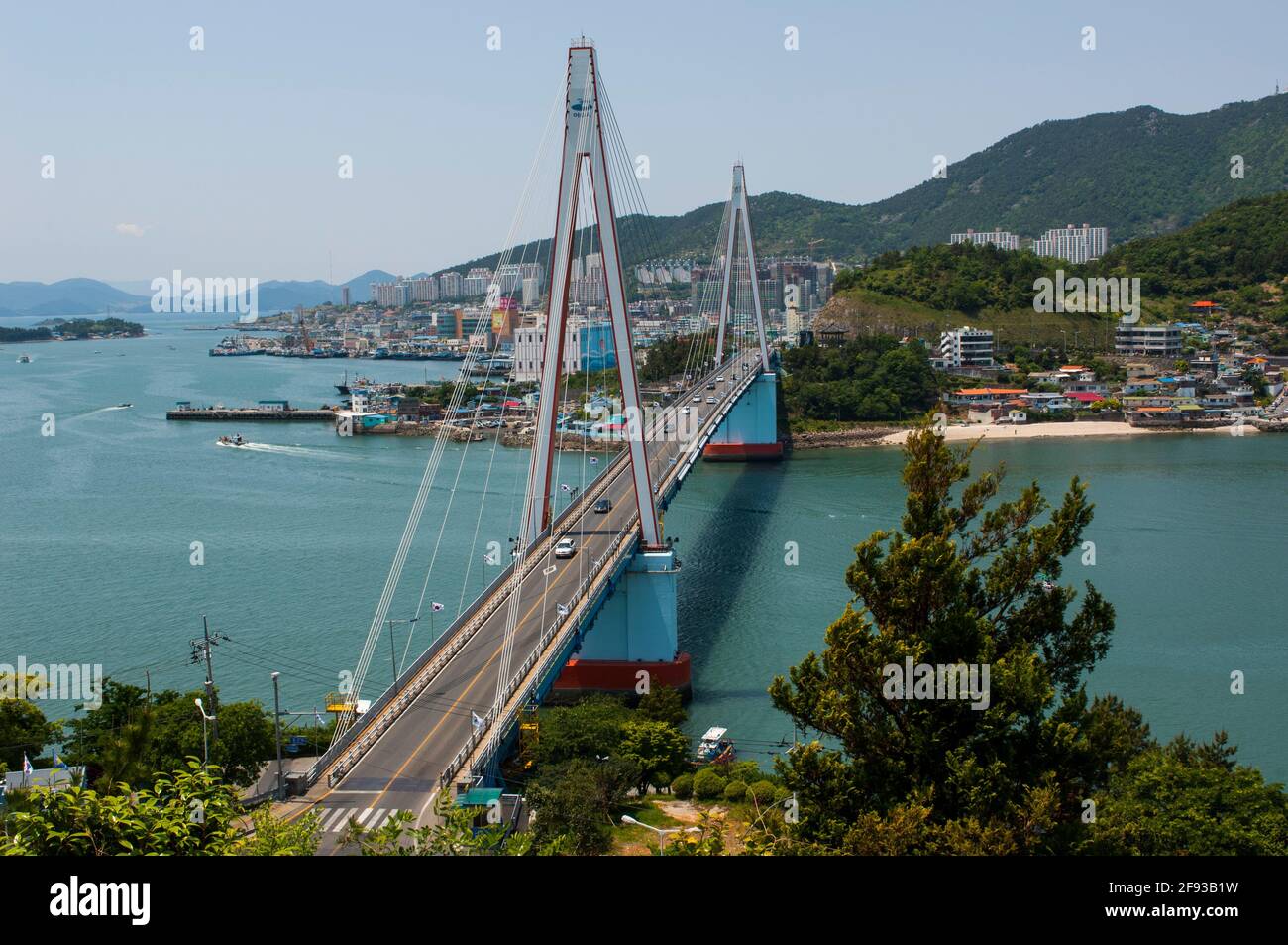 Yeosu dolsan bridge hi-res stock photography and images - Alamy