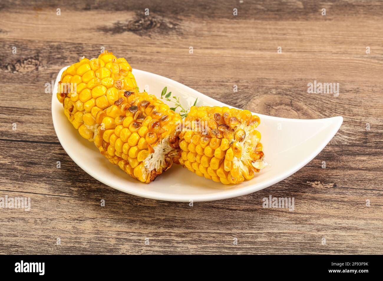 Grilled hot corn with oil and salt Stock Photo - Alamy