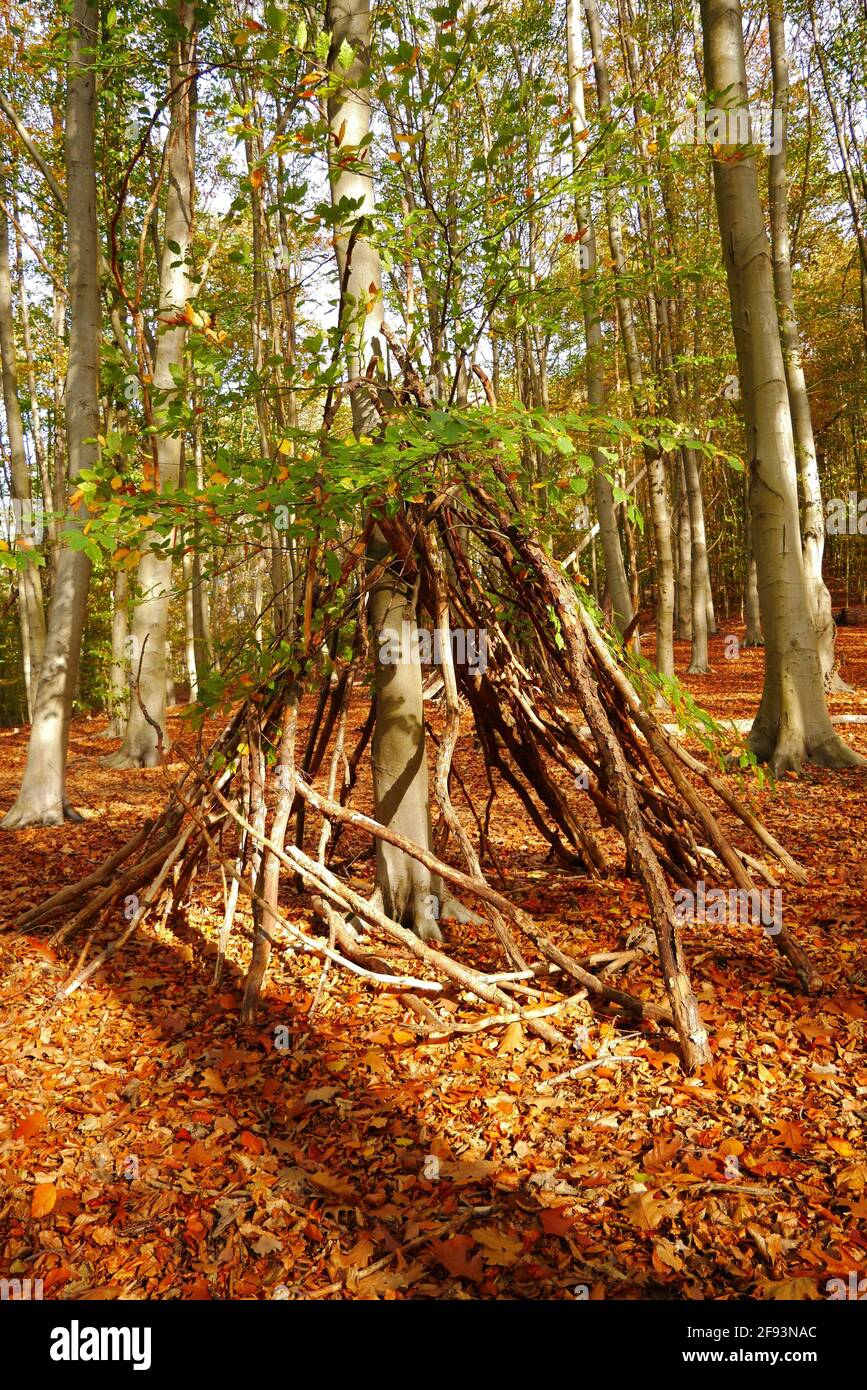 Tipi tent hi-res stock photography and images - Alamy