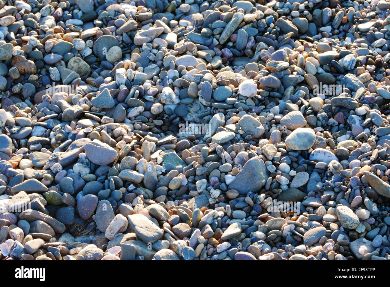 Stone wall rounded stones hi-res stock photography and images - Alamy