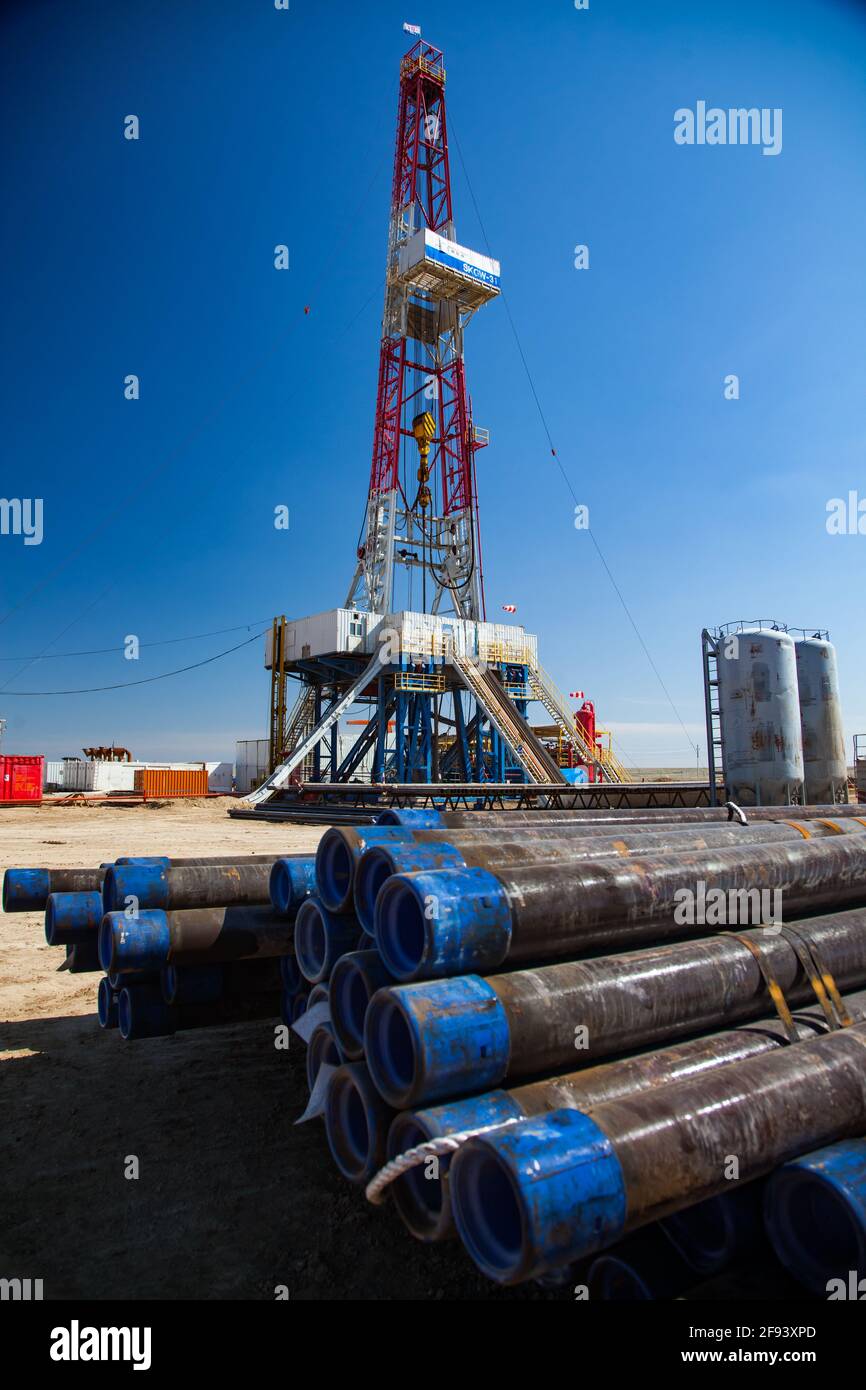 Sand extraction pipes hi-res stock photography and images - Alamy