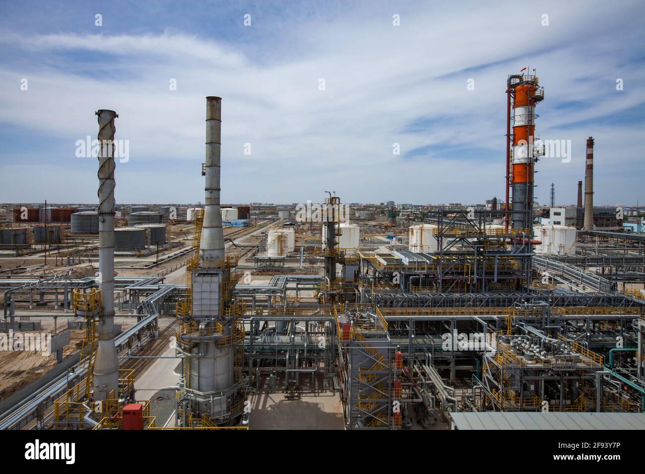 Panorama view. Oil refinery plant in desert. Distillation columns and ...
