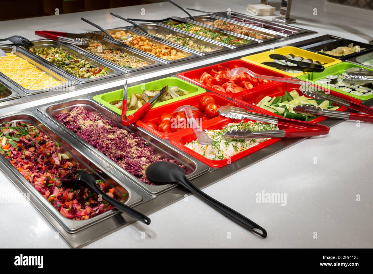 Self service restaurant hi-res stock photography and images - Alamy