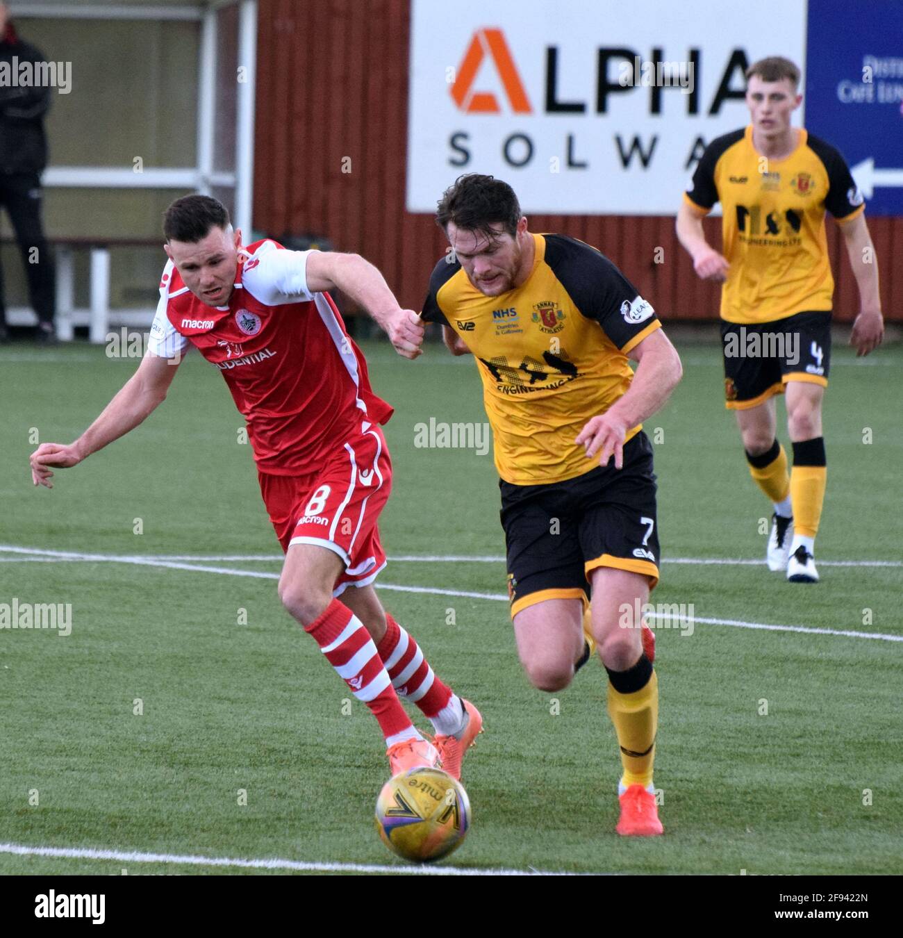 3pm kick off hi-res stock photography and images - Alamy