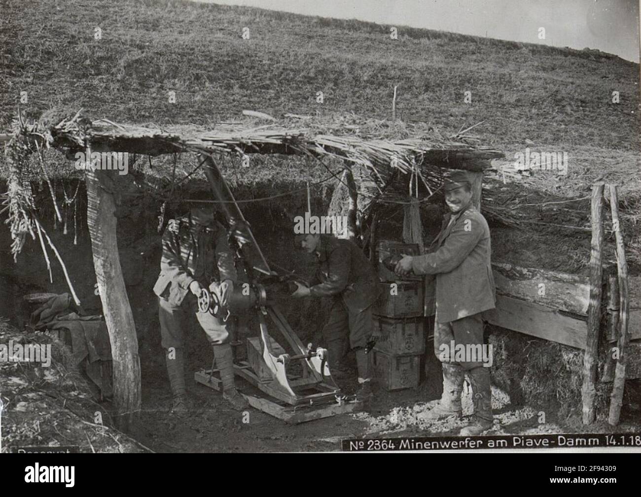 World war 1 trench mine hi-res stock photography and images - Alamy