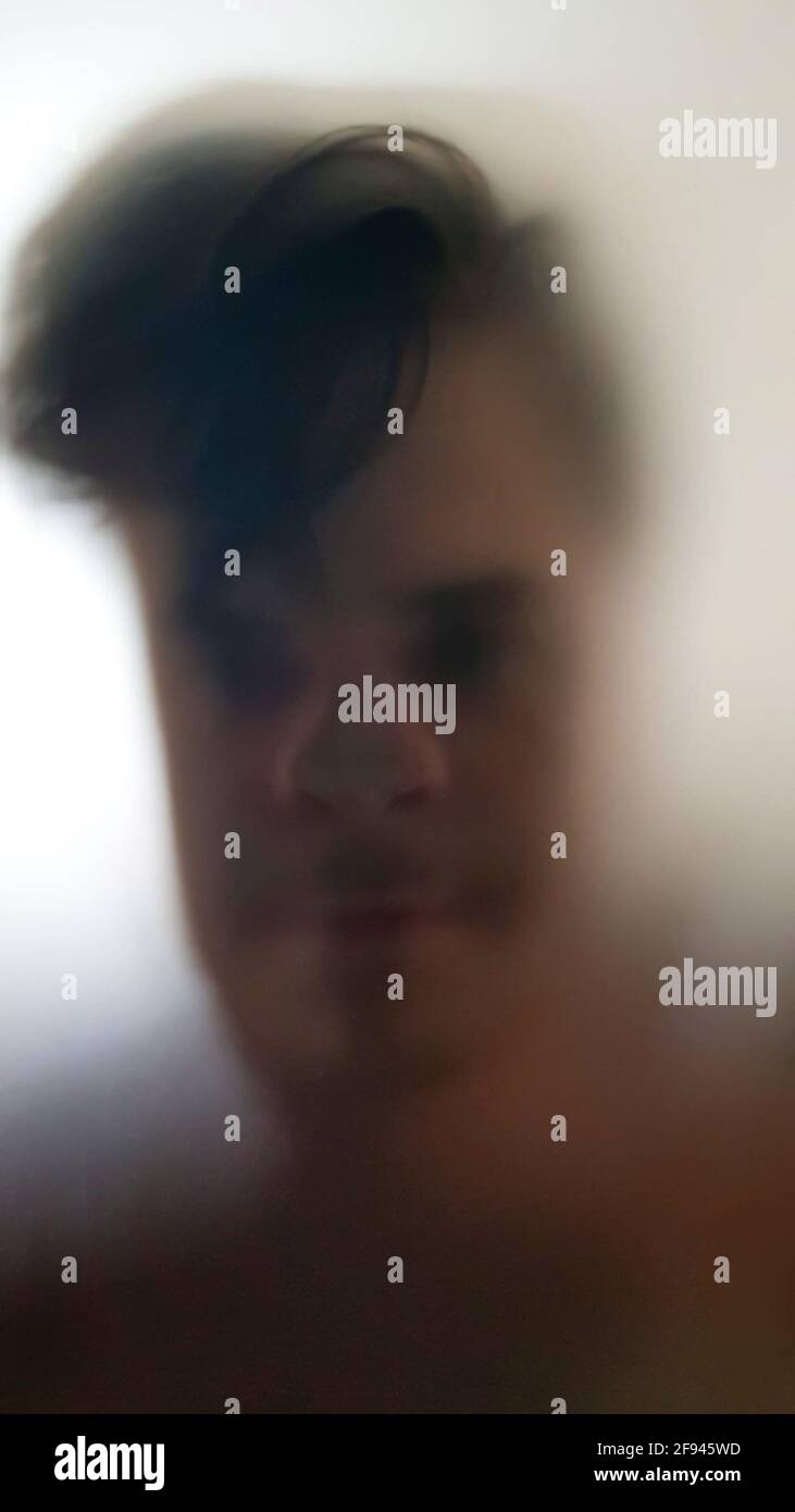 Human body made of glass hi-res stock photography and images - Alamy