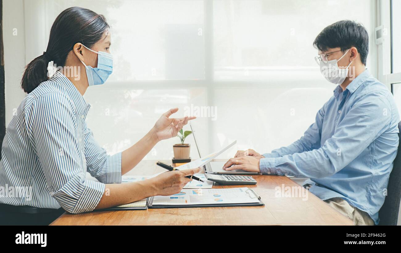 Successful Business Negotiation Between Partners Stock Photo - Alamy
