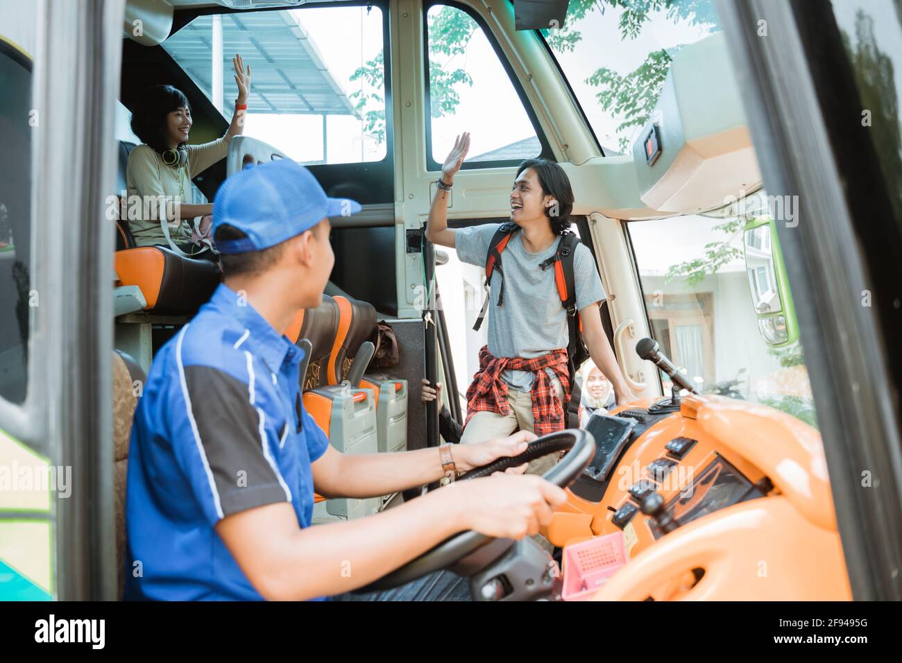 Shuttle bus worker hi-res stock photography and images - Alamy