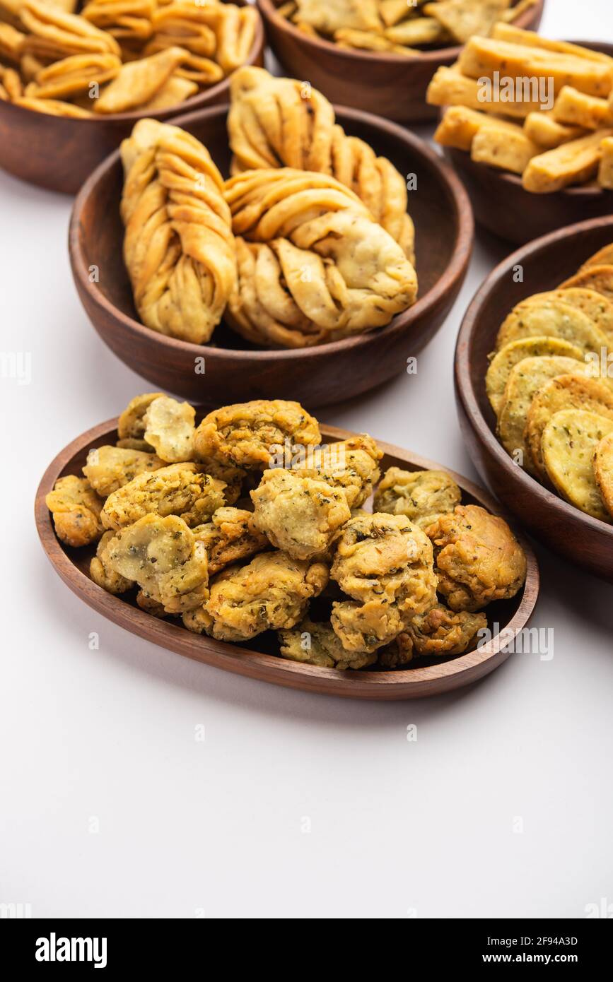 Mathri or Mathiya in group. It's a popular Indian tea time snack Stock ...