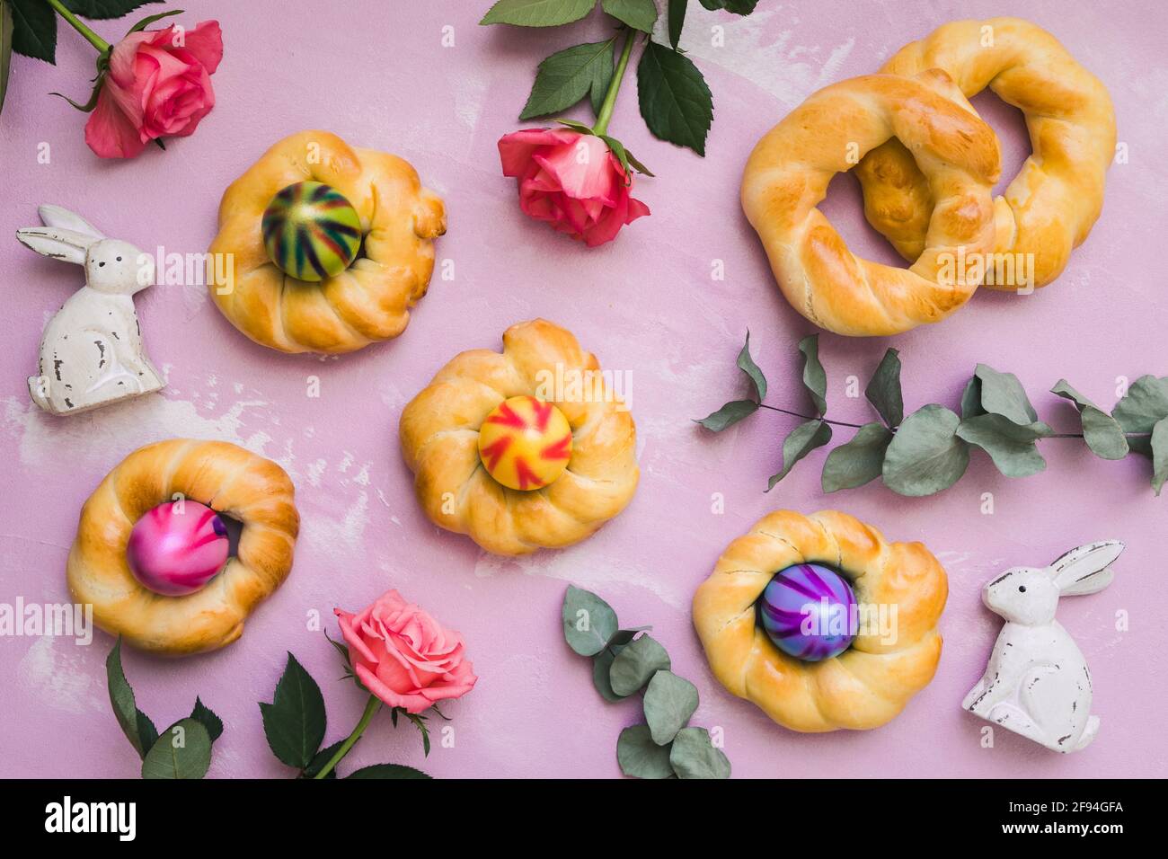 Easter buns hi-res stock photography and images - Alamy