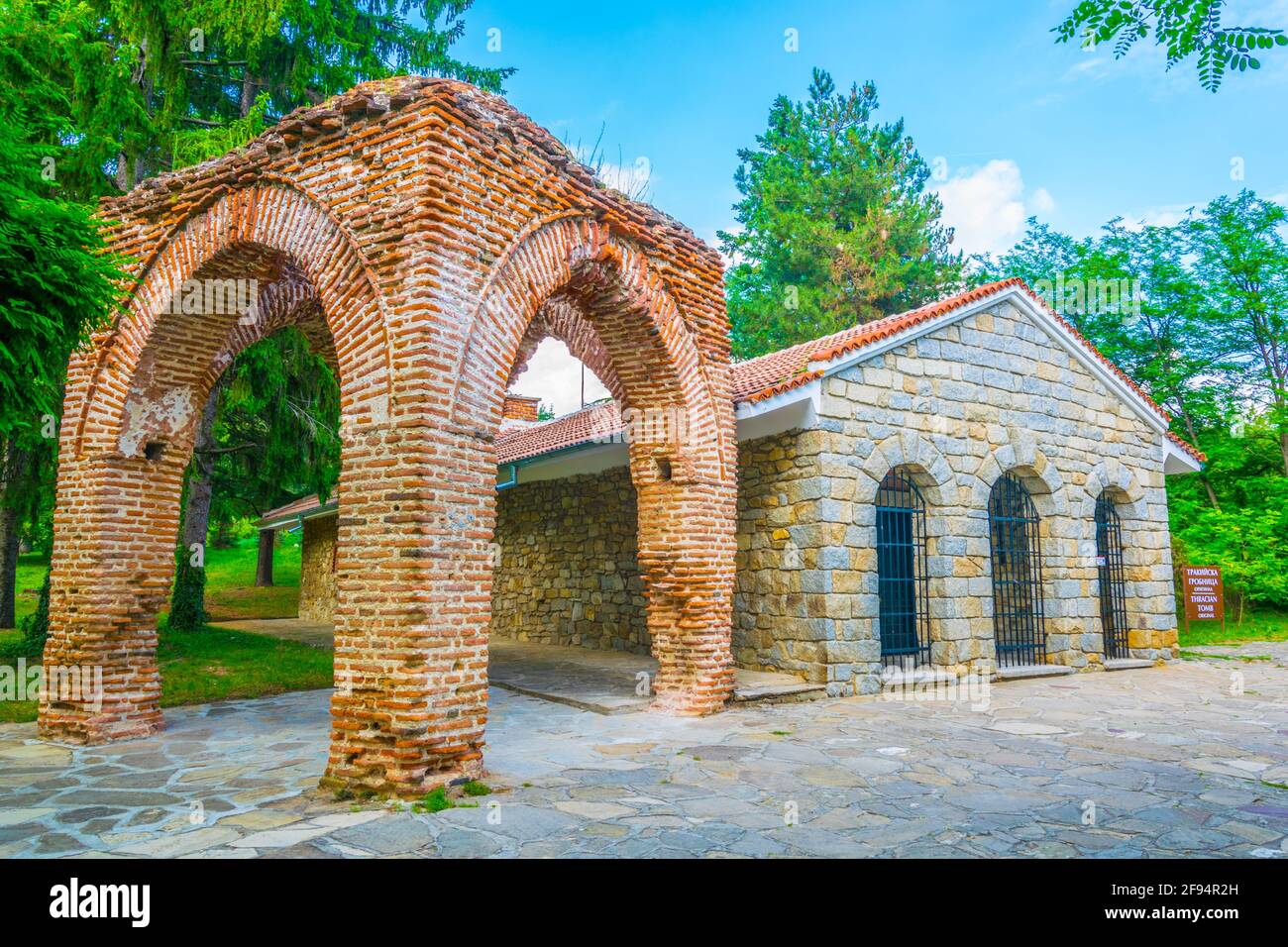 View of an ancient thracian tomb in Kazanlak, Bulgaria Stock Photo - Alamy