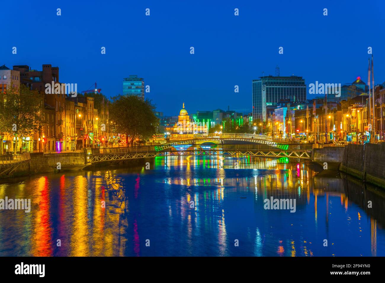 Night view of the riverside of Liffey in Dublin, Ireland Stock Photo ...