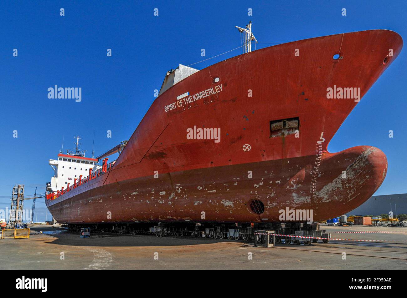 Ships slipway hi-res stock photography and images - Alamy